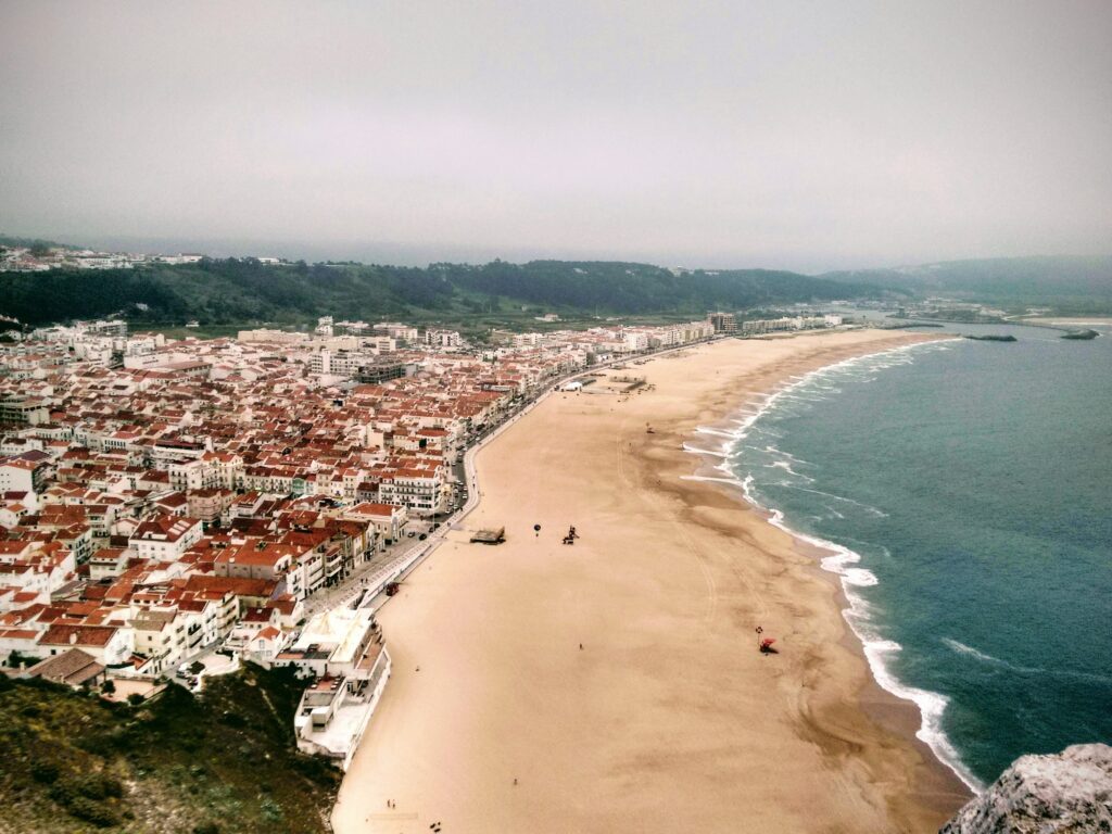 Praia da Nazaré Surf Spot Guide, Forecast, Webcam & more