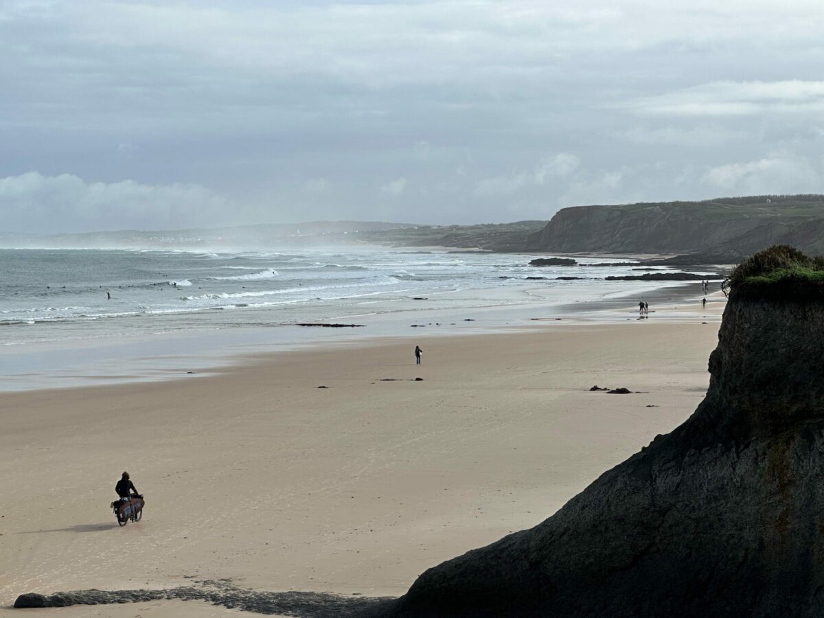 Gigi Peniche Surf Spot Guide, Forecast, Webcam & more