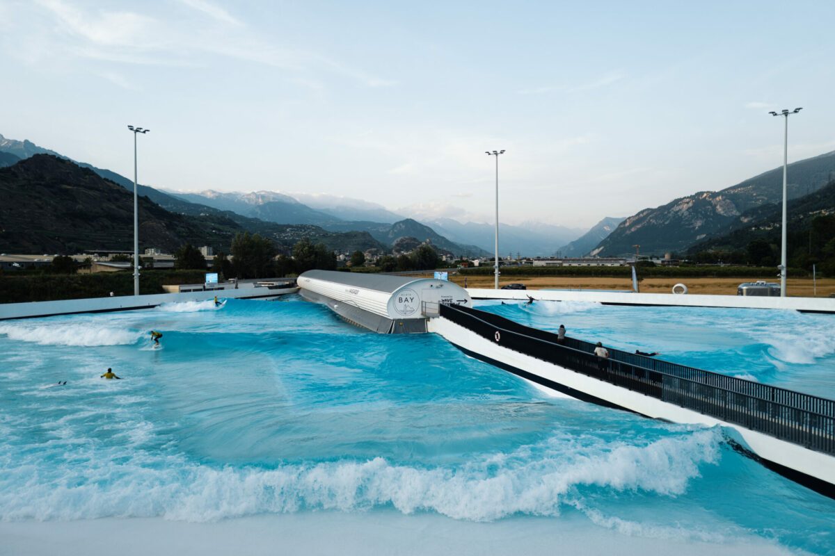 Wave Pools Around The World - You Need to Know and Surf - SurfSphere