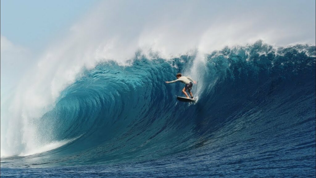 Cloudbreak Fiji Surf Spot Guide, Forecast, Webcam & more